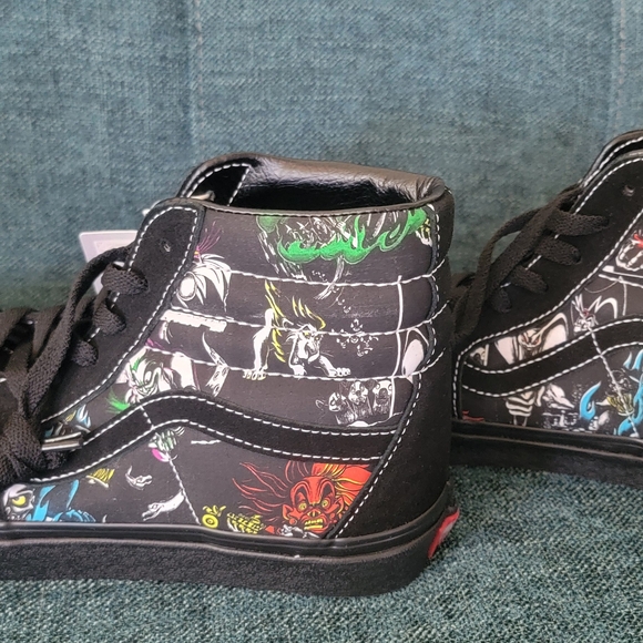 Vans | Shoes | Vans Black Hightop Sneakers With Graphic Design | Poshmark